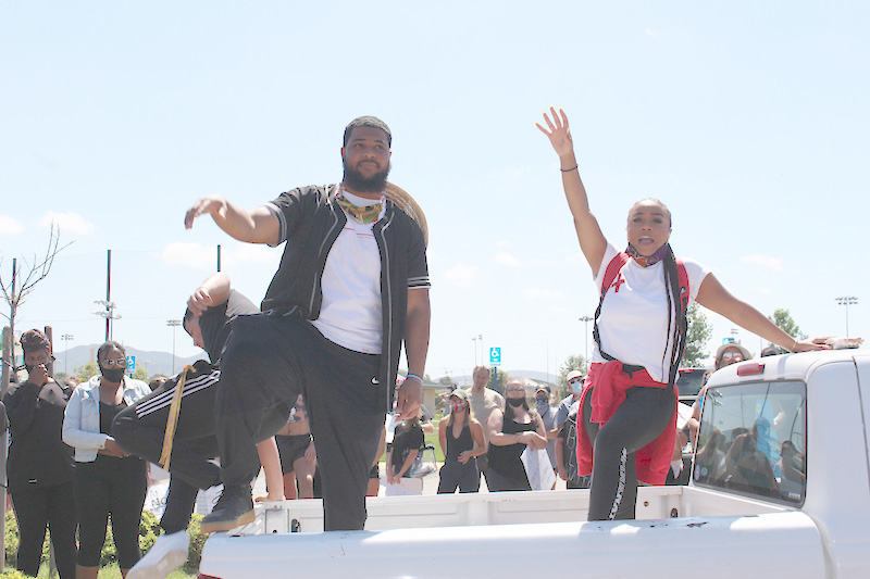 Crowd marches in support of black lives | The East County Californian